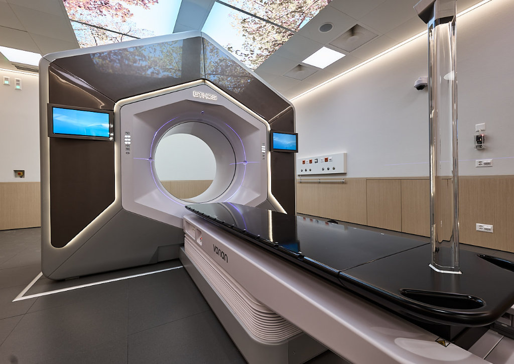 Ethos Bestrahlungsgerät - Universitätsklinik für Radio-Onkologie
